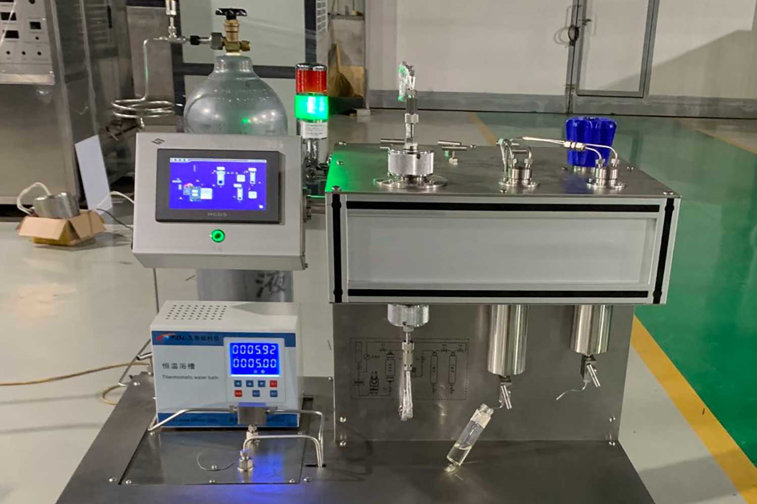 Supercritical CO2 Extraction Machine for Essential & CBD Oil
