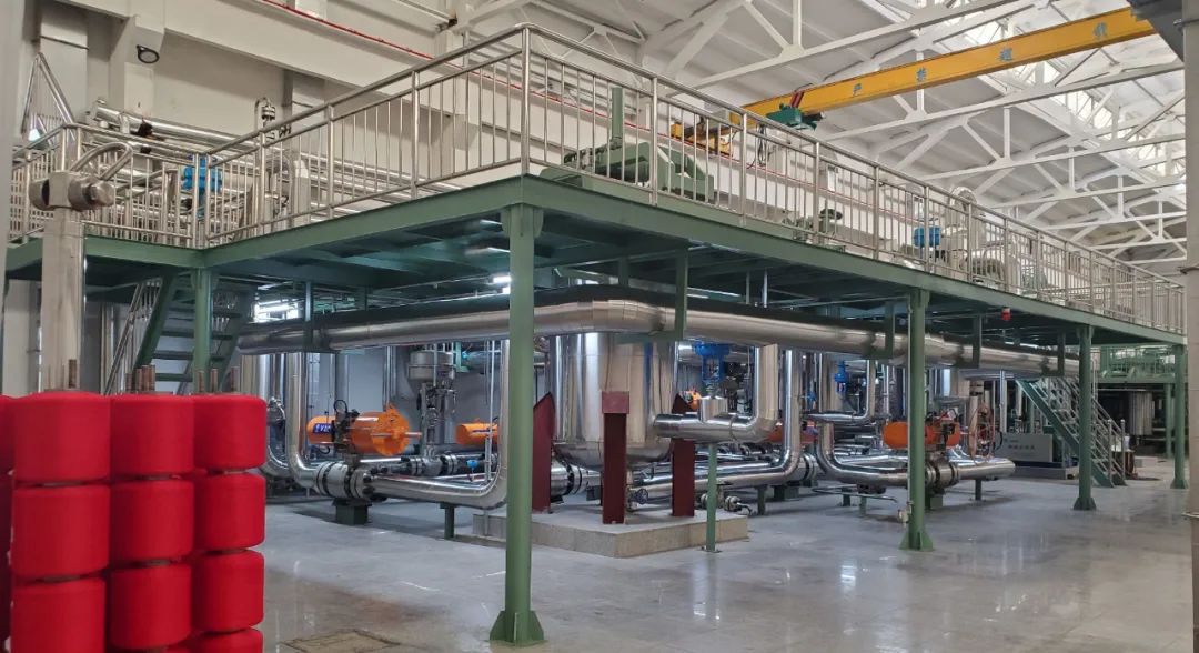 Waterless Dyeing Machine, CO2 Dyeing Machine.