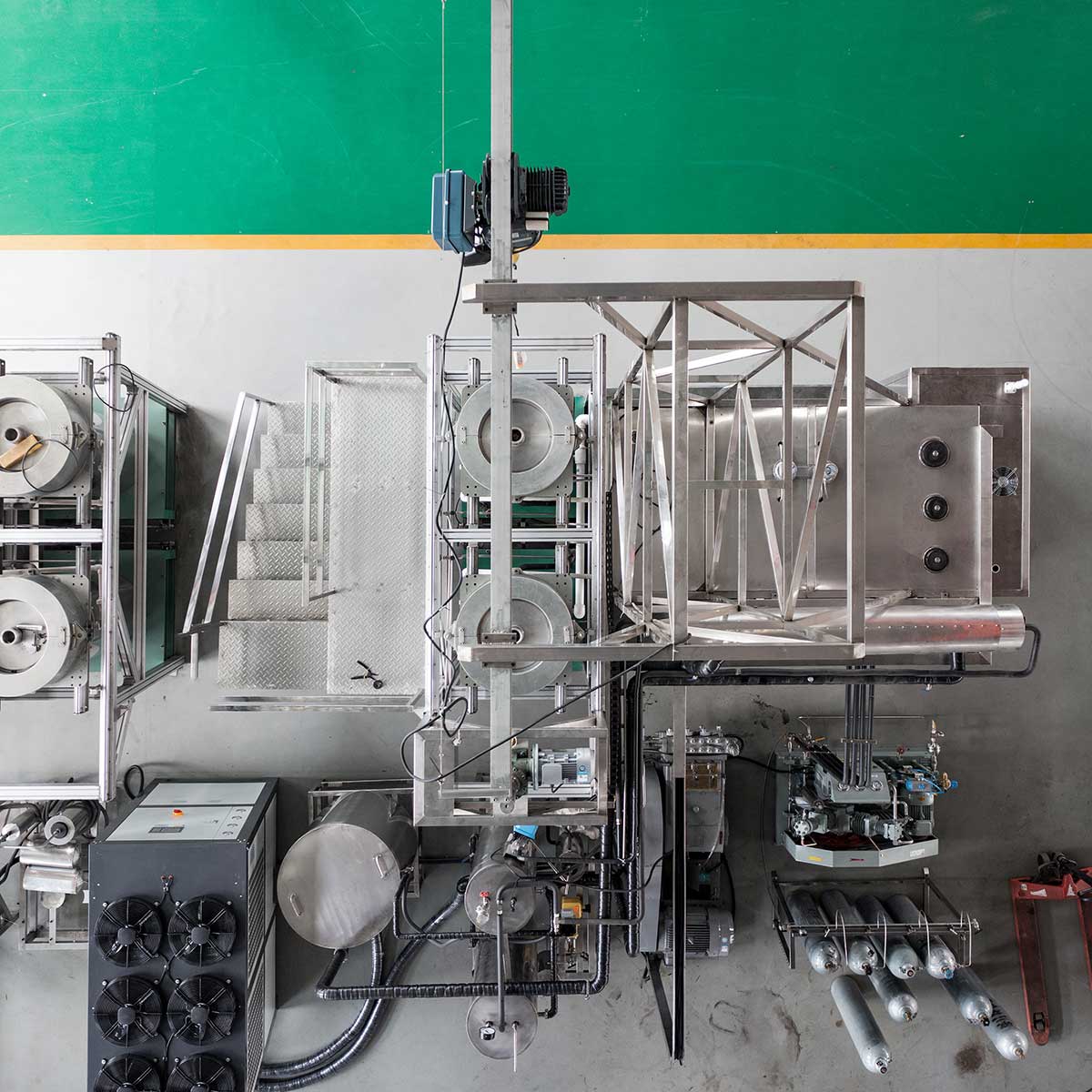 Supercritical CO2 Extraction Machine for Essential & CBD Oil